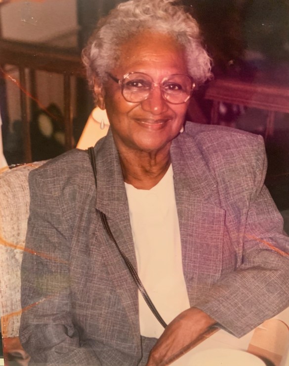 Celebrating the women of Lakeland - Streetcar Suburbs News